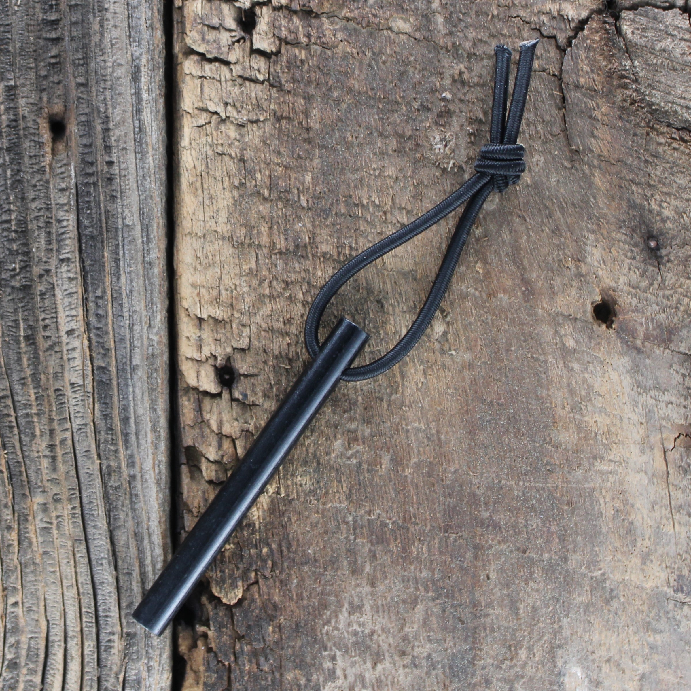 SlicKnives Ferro Rod - Standard 3.15" x 5/16" w/ Black Shock Cord Lany